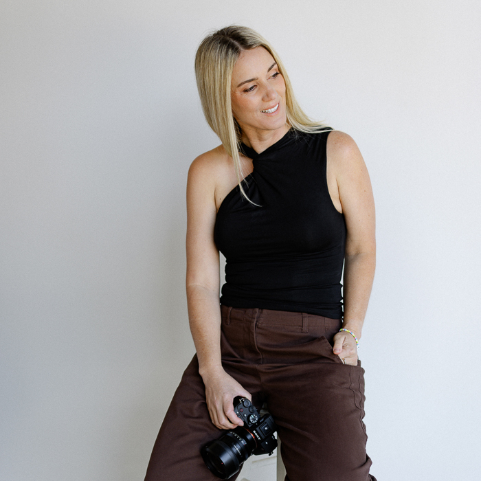 Rachel Hadfield - Scene